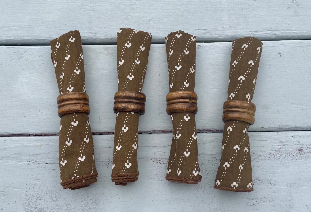 Set of Vintage 1970s Retro Cloth Napkins and Napkin Rings - Etsy