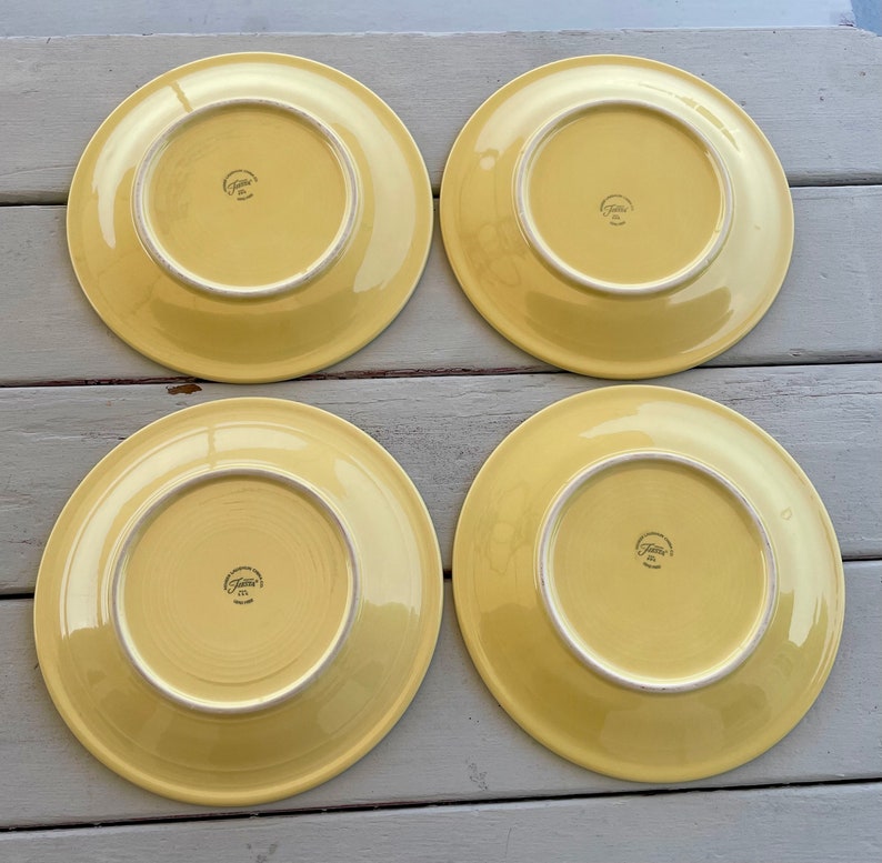 Vintage 1997 2001 Yellow Fiestaware Dinner Plates/fiestaware Large ...