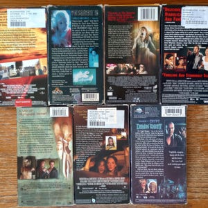 Horror VHS Lot #3 - (scream 2, Exorcism of Emily Rose, Poltergeist 3 ...