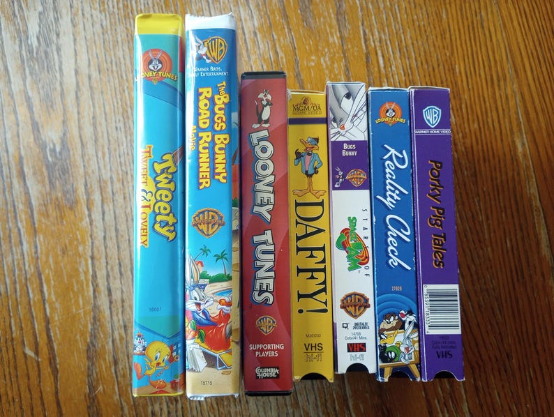 Looney Tunes VHS Lot 9 Tapes - Porky Pig, Bugs Bunny, Daffy Duck ...
