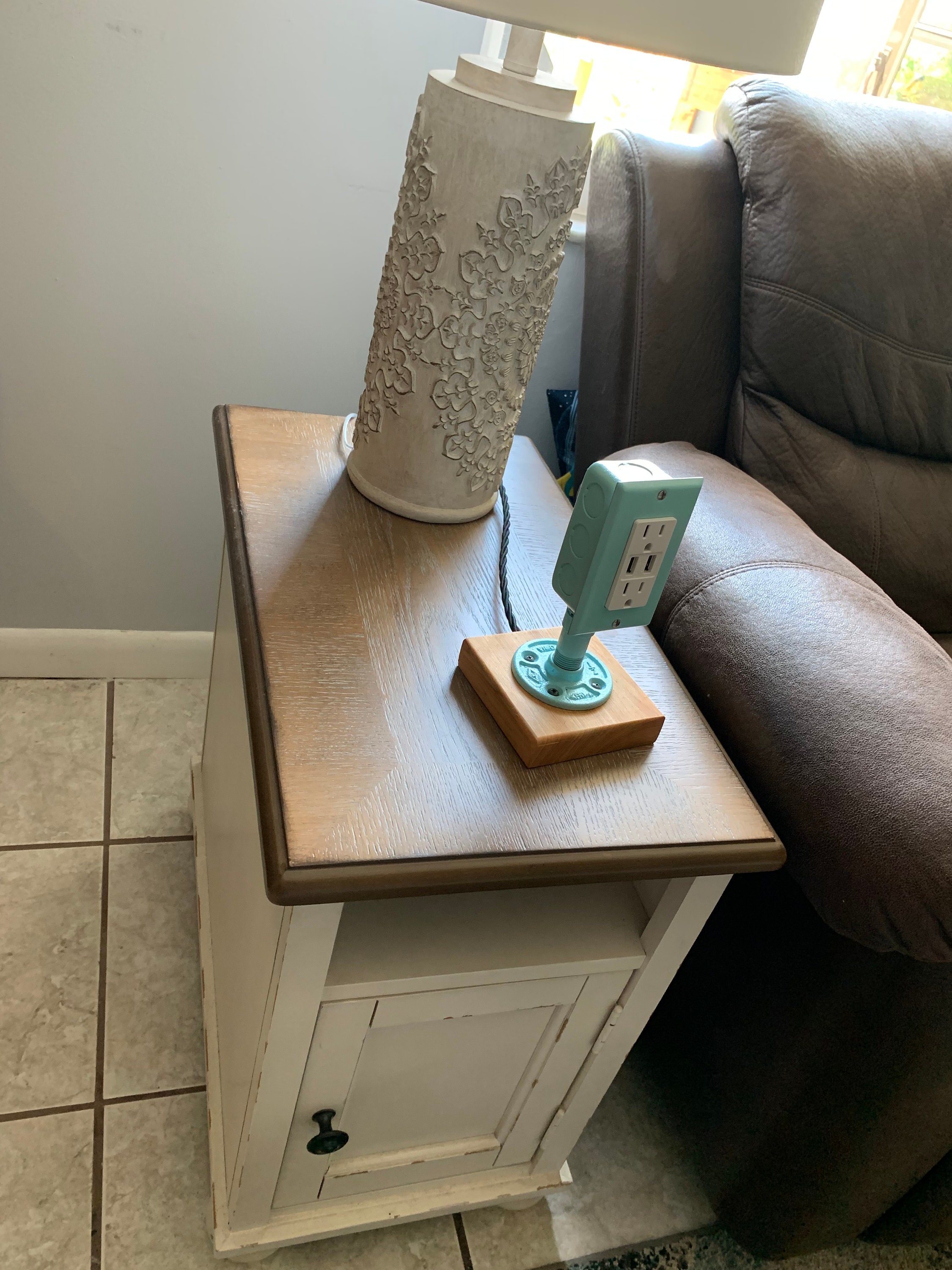 Table Top Charging Station - Etsy