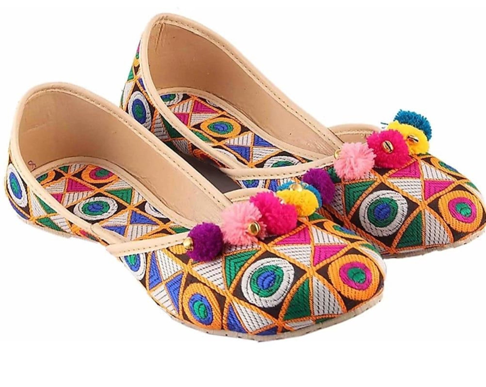 Sonia Collections Women's Jutti Belly Rajsthani Jutti, Slippers ...