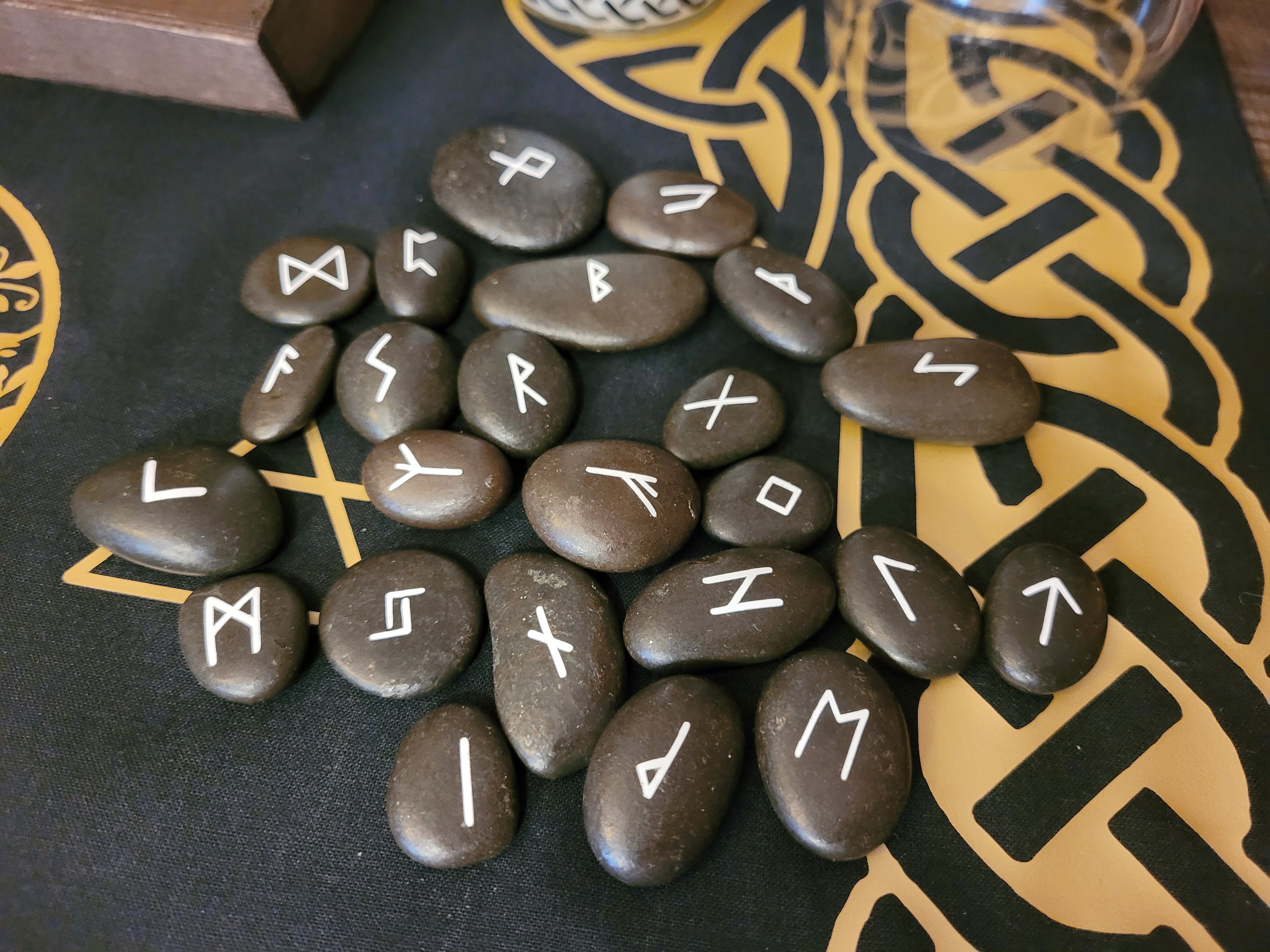 Eldar Futhark Rune Stone Set - Etsy