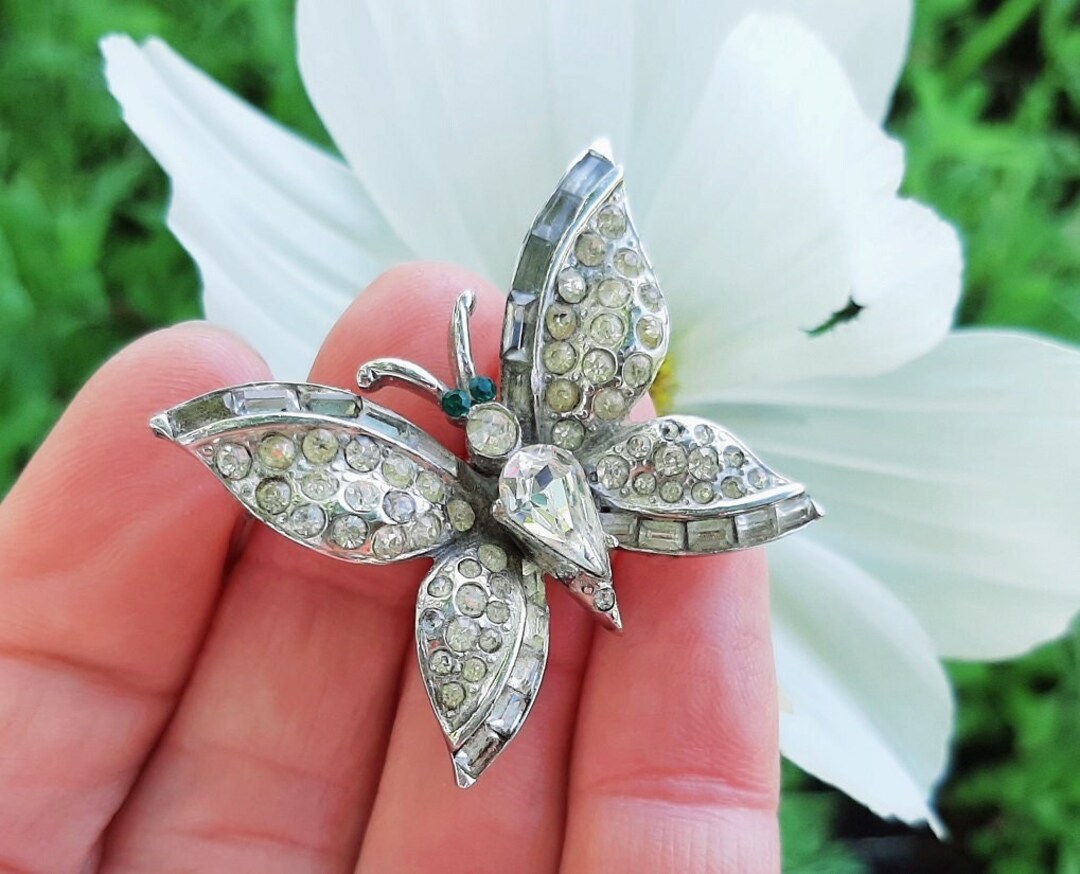 Ca 1950 Coro Pegasus Mark Butterfly Rhodium Plated Pave Faux Diamond ...