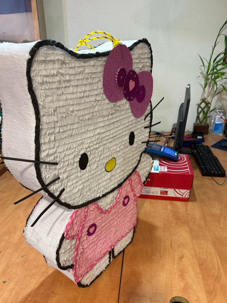 HELLO KITTY PINATA - Etsy