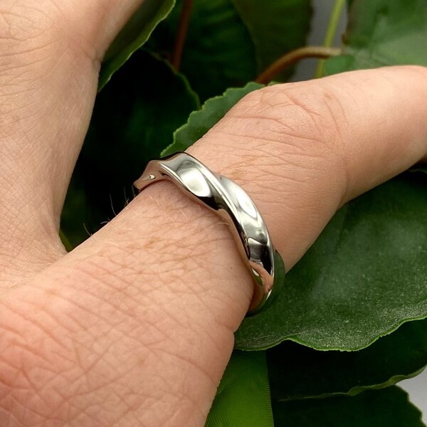 Unisex Wedding Ring - Etsy