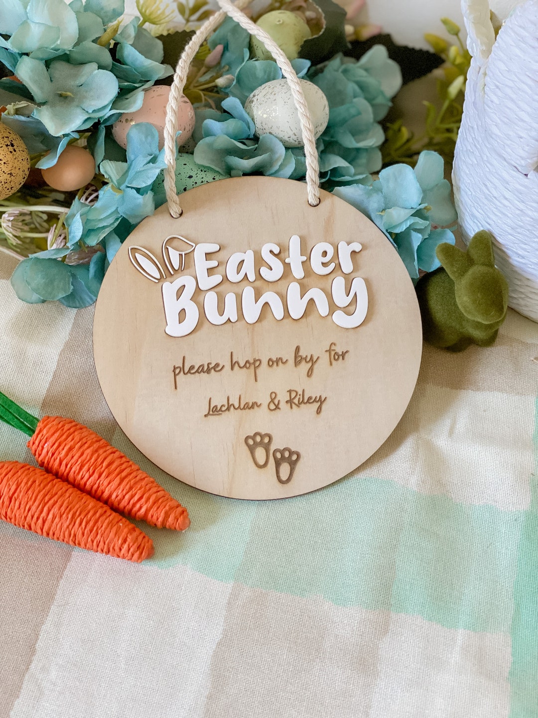 Easter Bunny Stop Here Sign / Easter Bunny Hop on by Sign - Etsy Australia