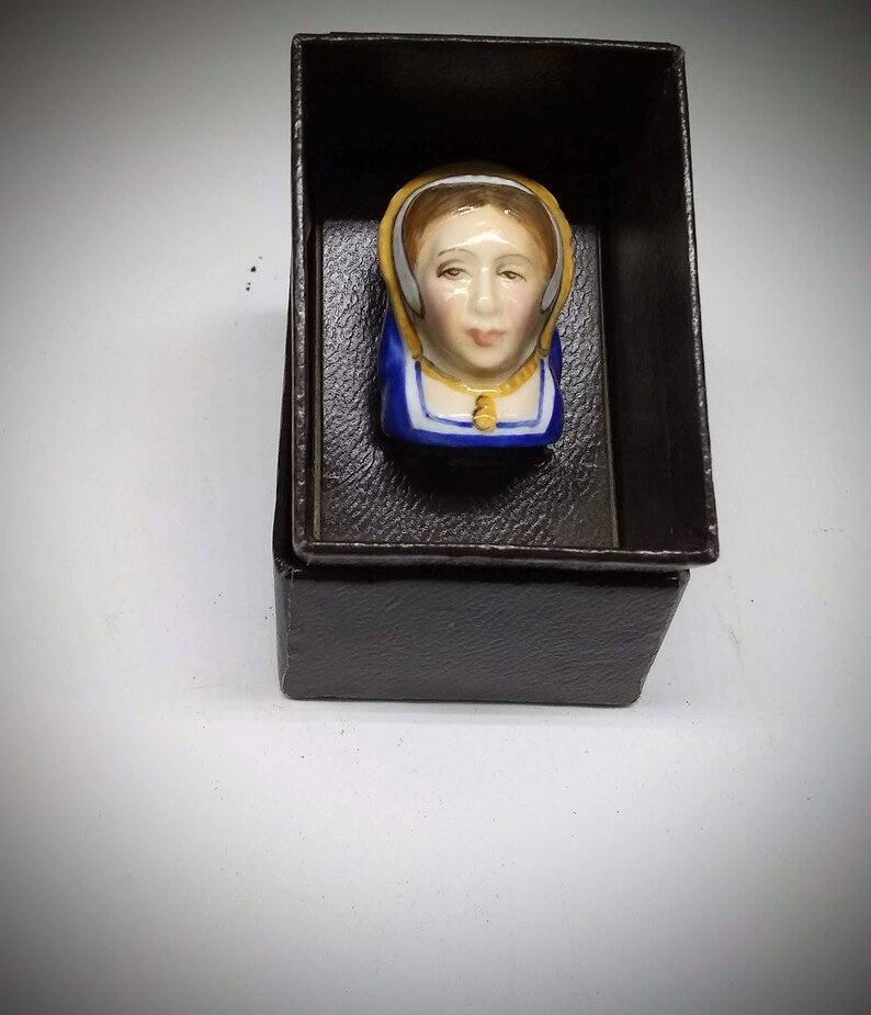 Francesca Character Head Thimble - Catherine Howard With Orignal Box - Etsy