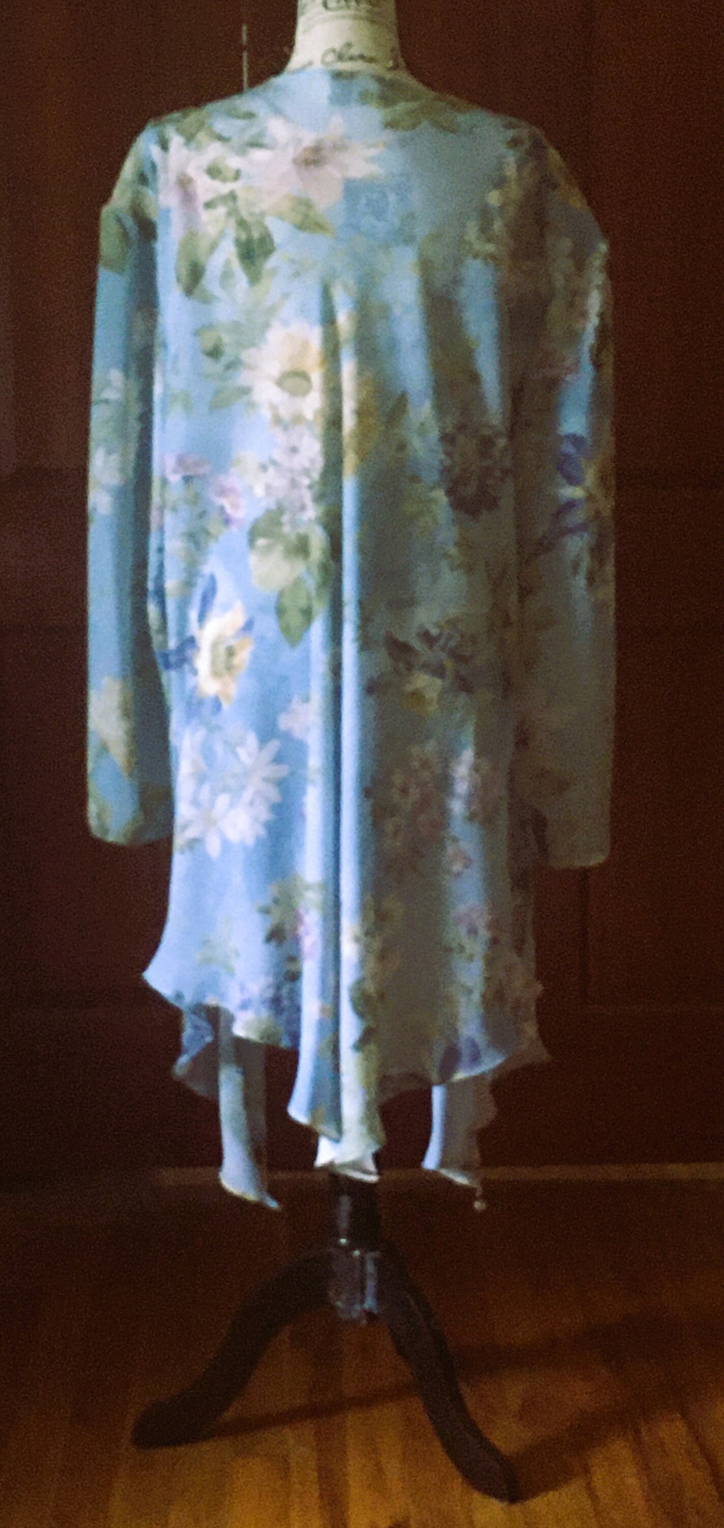 Size 28 Ethereal Vintage Flowing Cover-up/robe - Etsy