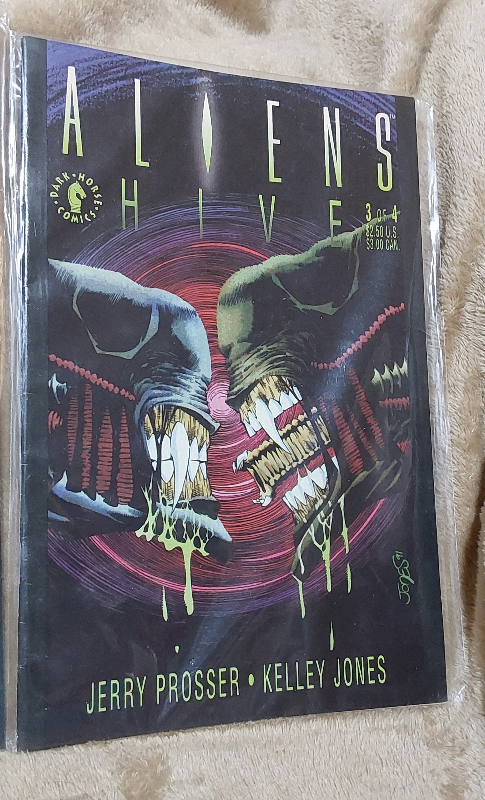 Aliens Hive Comic Book Set, Vol. 1, 2 & 3 1990s Comic Books - Etsy