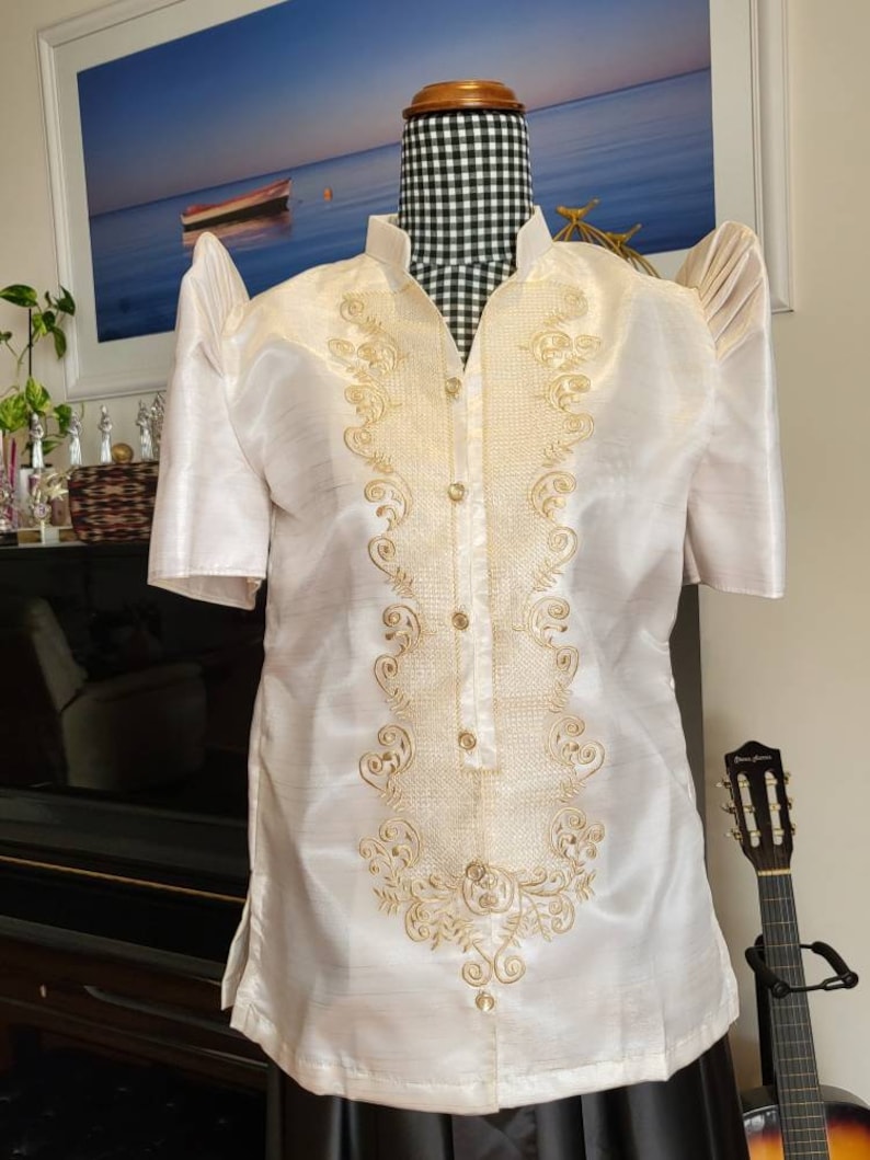 Embroidered Filipiniana Ladies Barong With Butterfly Shoulder(sa-bt-002 ...