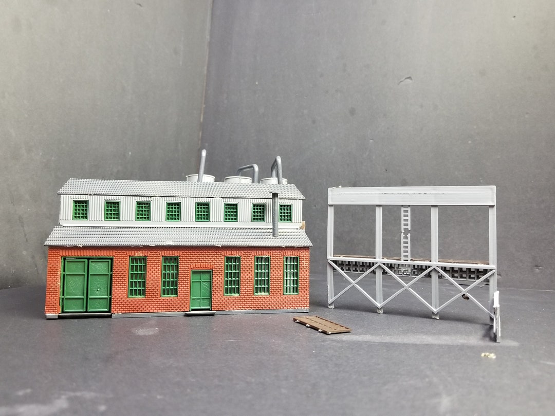Heljan HO Scale Industrial Building /structure With Loading Station - Etsy
