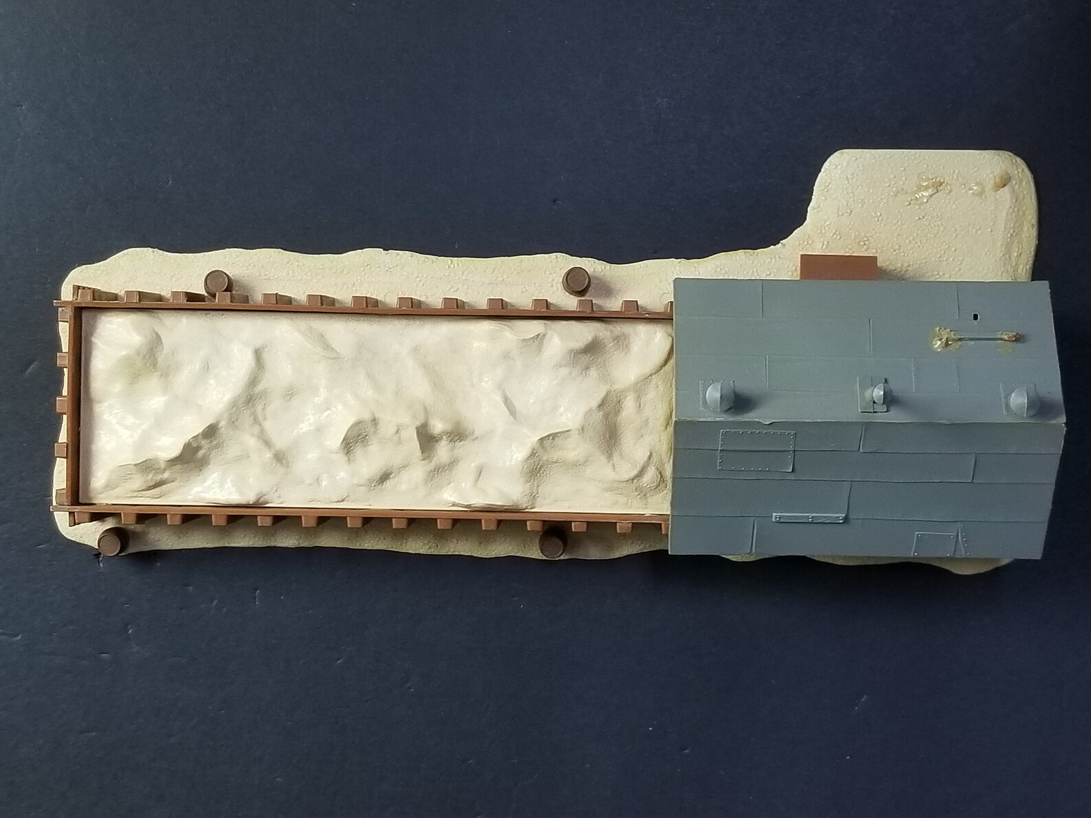 Pola HO Scale Sand Filling Station Kit 702 Built - Etsy