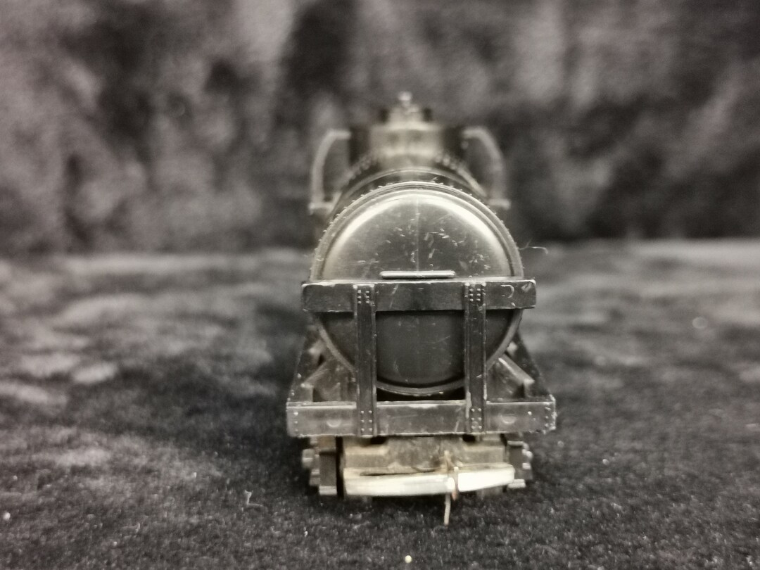 Vintage Tri-ang Hornby HO / OO Scale R 117 Canadian National Oil Tank ...