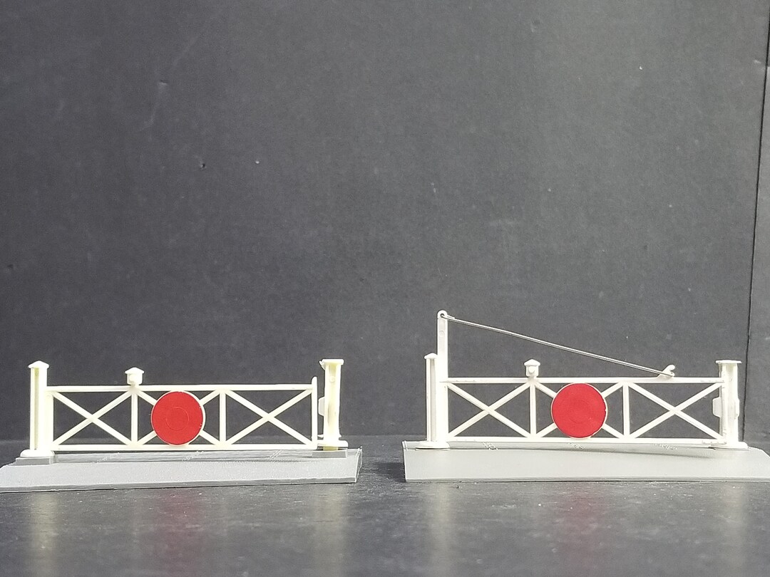 Tri-ang Oo / Ho Scale R 495 Level Crossing (with Broken Pins) - Etsy