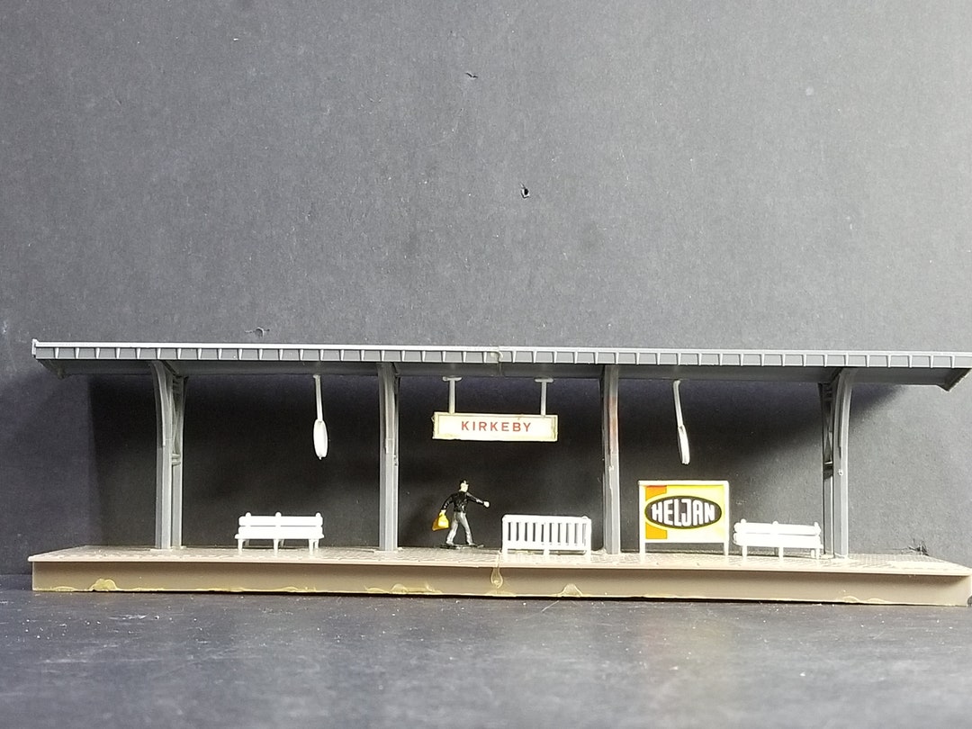 Heljan HO Scale Kirkeby Station With Waiting Area - Etsy