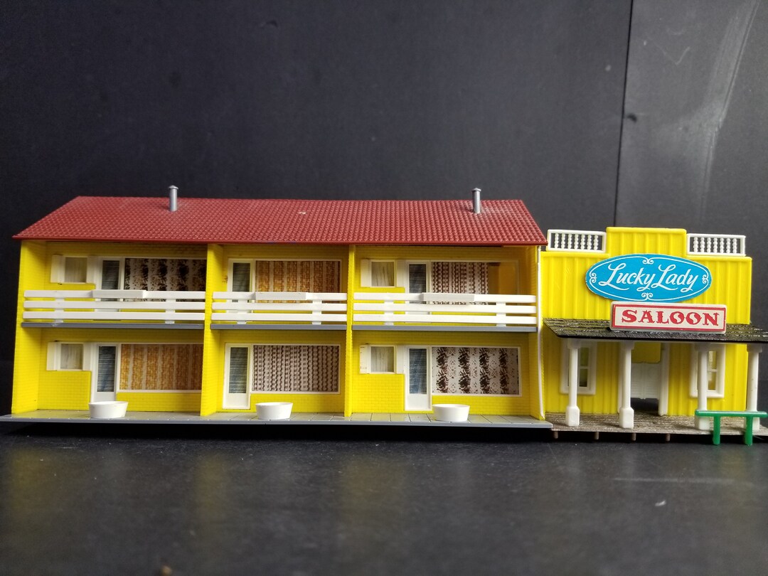 Model Power HO Scale Lucky Lady Saloon With Hotel - Etsy