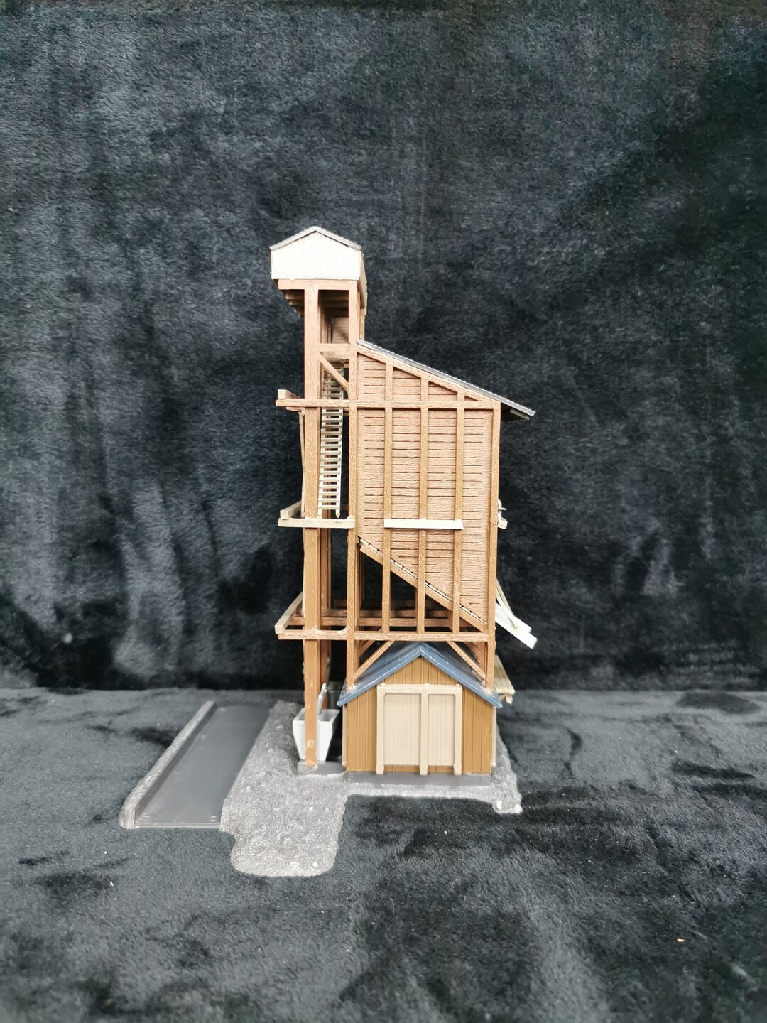 Vintage Pola-quick HO Scale Model Railroading Coal Loader Building Kit ...