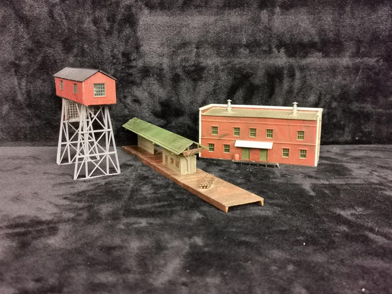 Vintage N Scale Railway Heljan Lot of 3 Industrial Buildings for Trains ...