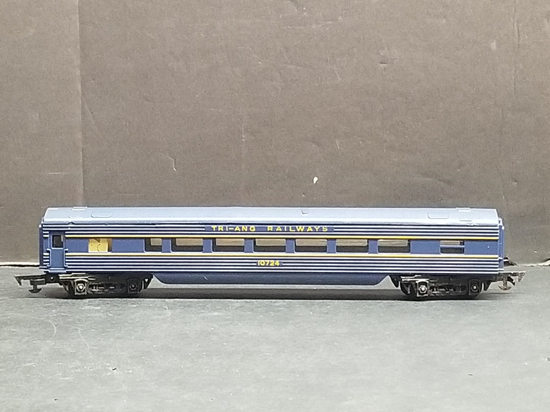 Tri-ang Railways OO/HO Blue Passenger Car #10724 - Etsy
