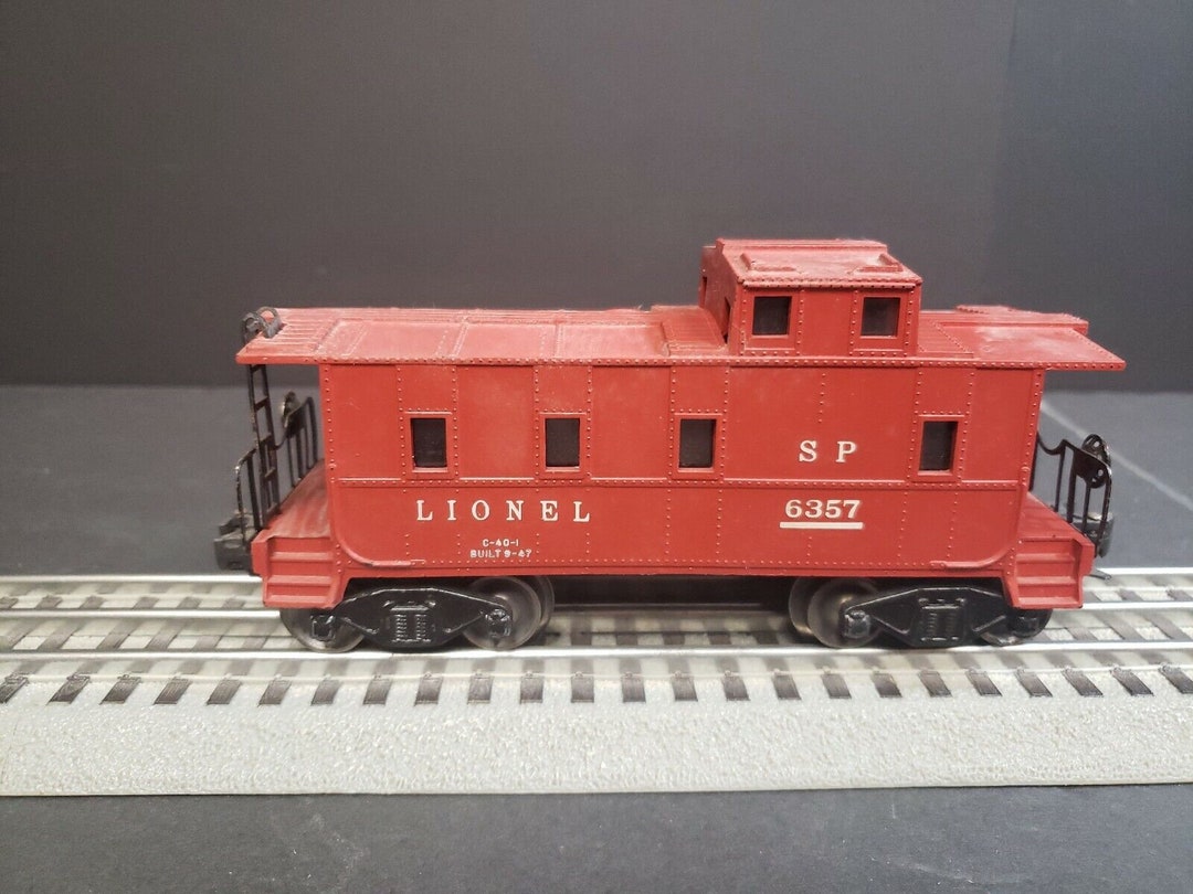 LIONEL O Scale S.P. #6357 Red Caboose With Custom Switch Light #320 - Etsy
