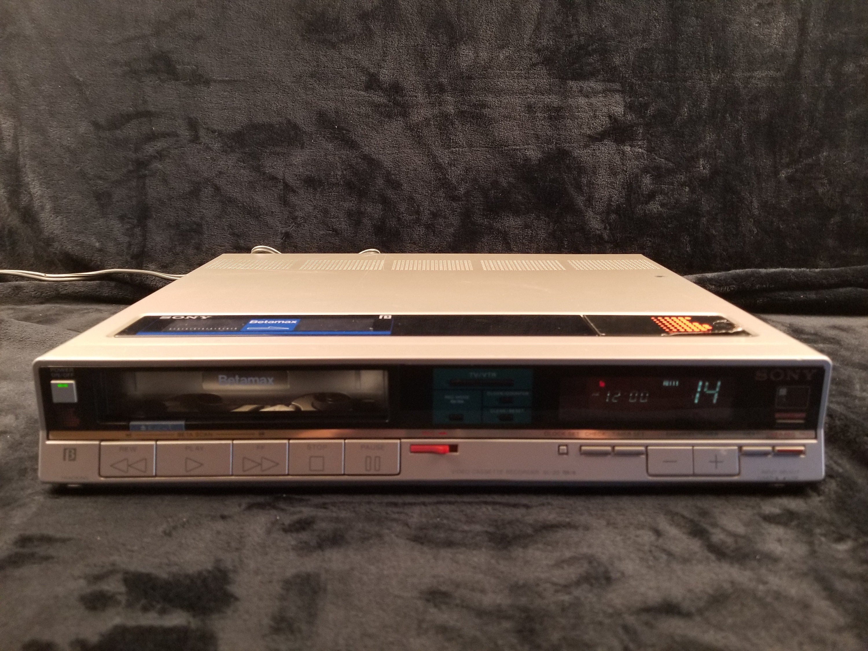 Beta Cassette Player 80s