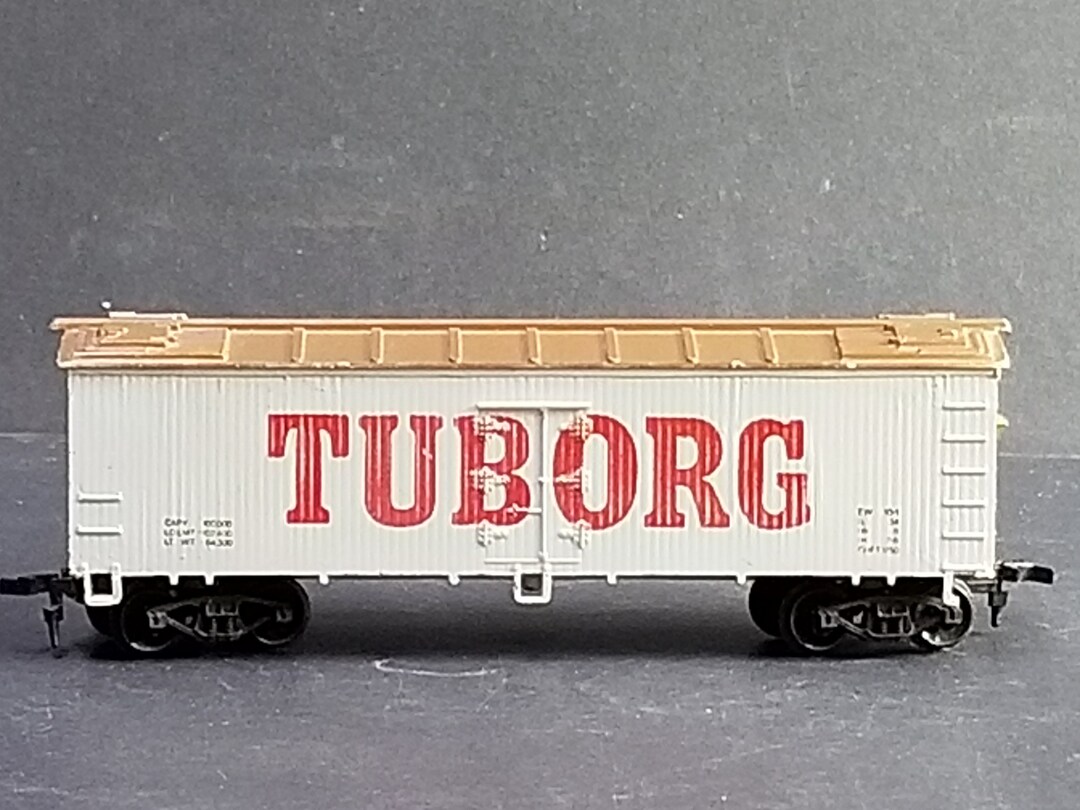 Life Like HO Scale Tuborg Beer Reefer Gray & Brown - Etsy