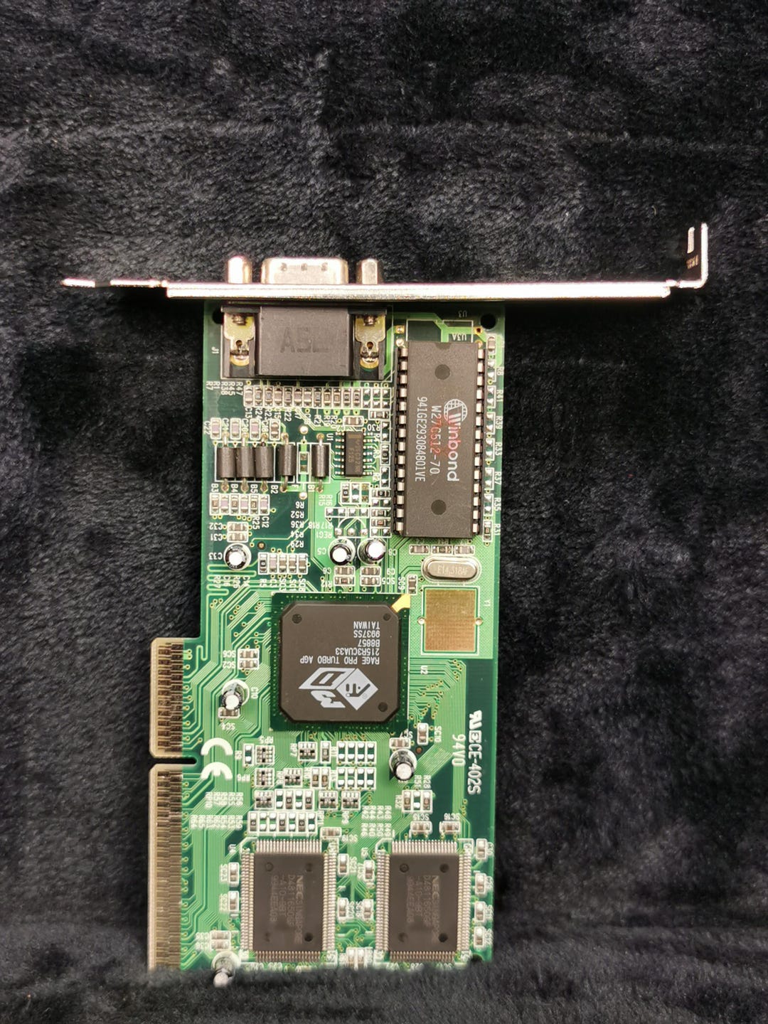 Vintage Ati 3D Rage Pro Agp 4mb Vga Graphics Video Card Winbond W27C512 ...