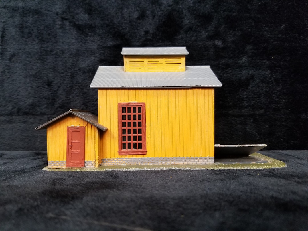 Vintage HO Scale Farm Hay Storage Building - Etsy