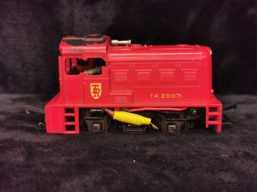 Vintage Tri-ang OO Scale Transcontinental Yard Switcher TR 20071 Red ...