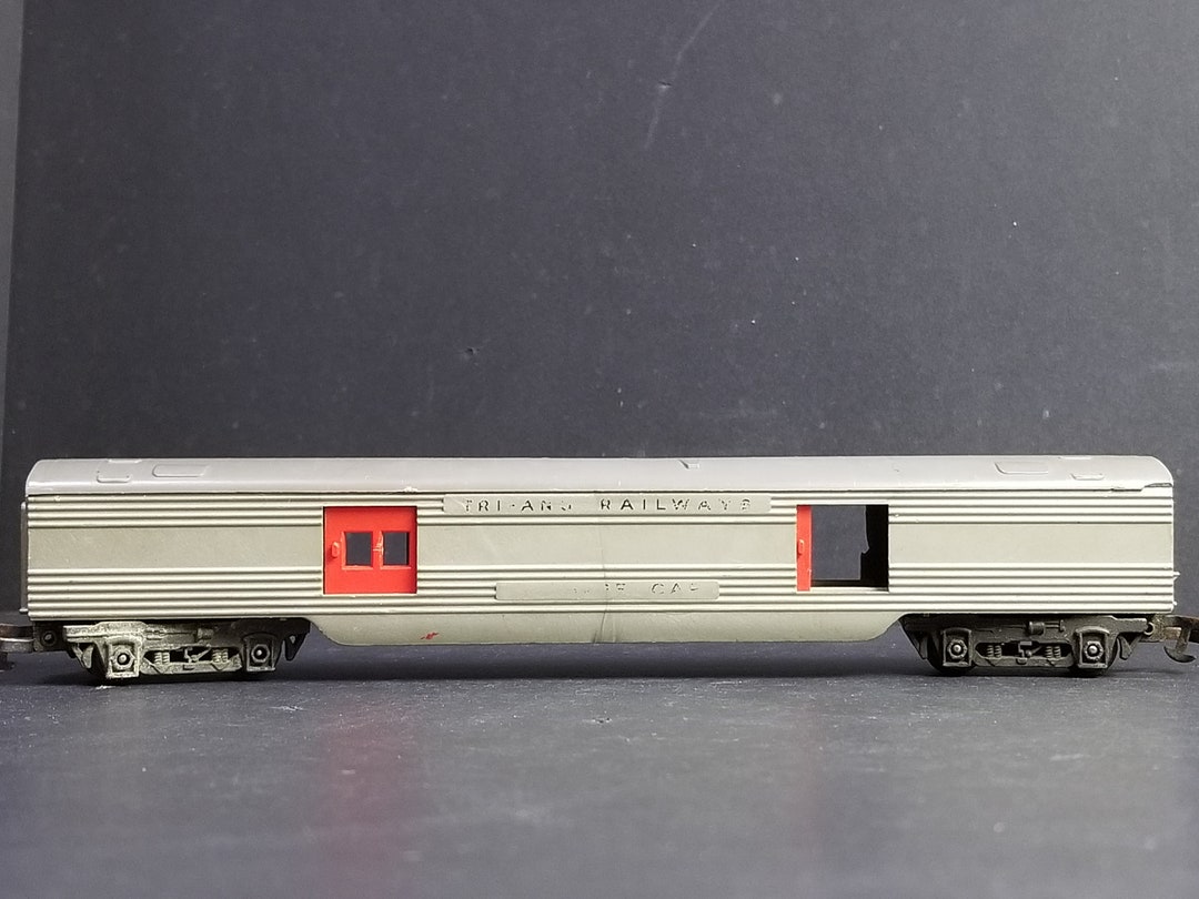 Vintage Tri-ang Railways OO/HO R 130 Baggage Car - T.C. Series - Etsy