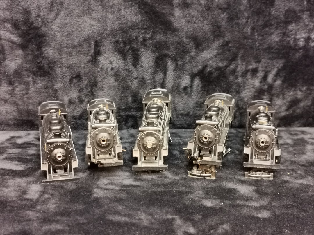 Vintage Lot of 5 Tri-ang HO Scale R.32 Steam Locomotive 4-6-2 2335 for ...