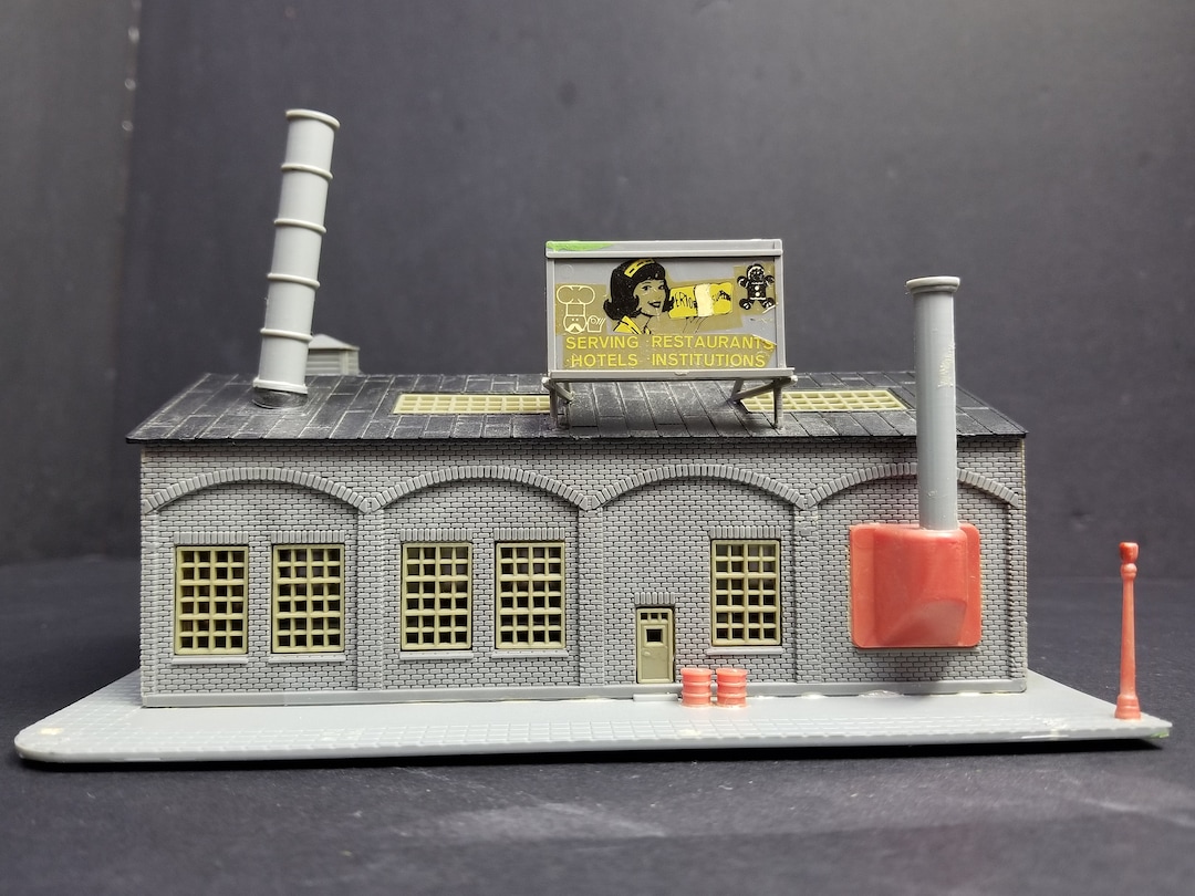Heljan HO Scale Superioir Baking Company Building Factory Fully ...