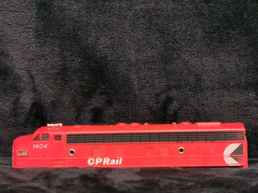 Vintage Tri-ang Hornby CP Rail Diesel Locomotive Shell (OO/HO Scale) - Etsy
