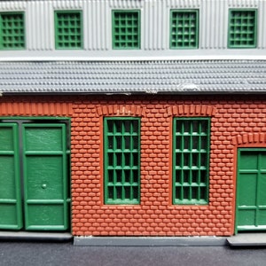 Heljan HO Scale Industrial Building /structure With Loading Station - Etsy