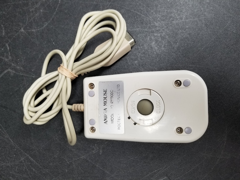 Vintage Commodore Amiga A500 Kit Turns on Read Description - Etsy