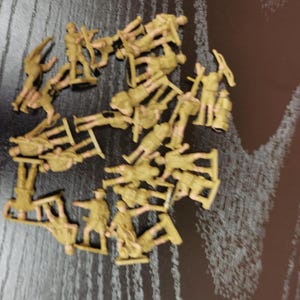 Vintage HO Scale Soldiers WWII Infantry People Figures Light Green ...