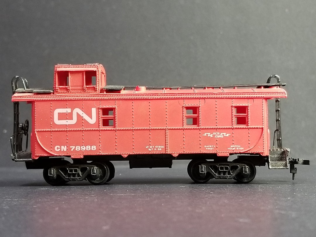 Bachmann HO Scale Canadian National Caboose Car CN #78988 Red RARE - Etsy