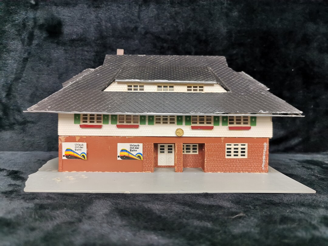 Vintage Heljan HO Scale Model Railroading German Railway Station ...