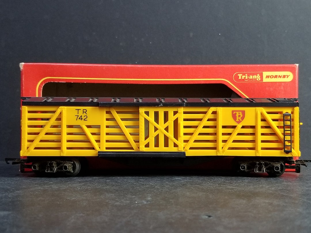 Tri-ang Hornby OO / HO R 139 Stock Car Tc-series: A Must-have for Tri ...