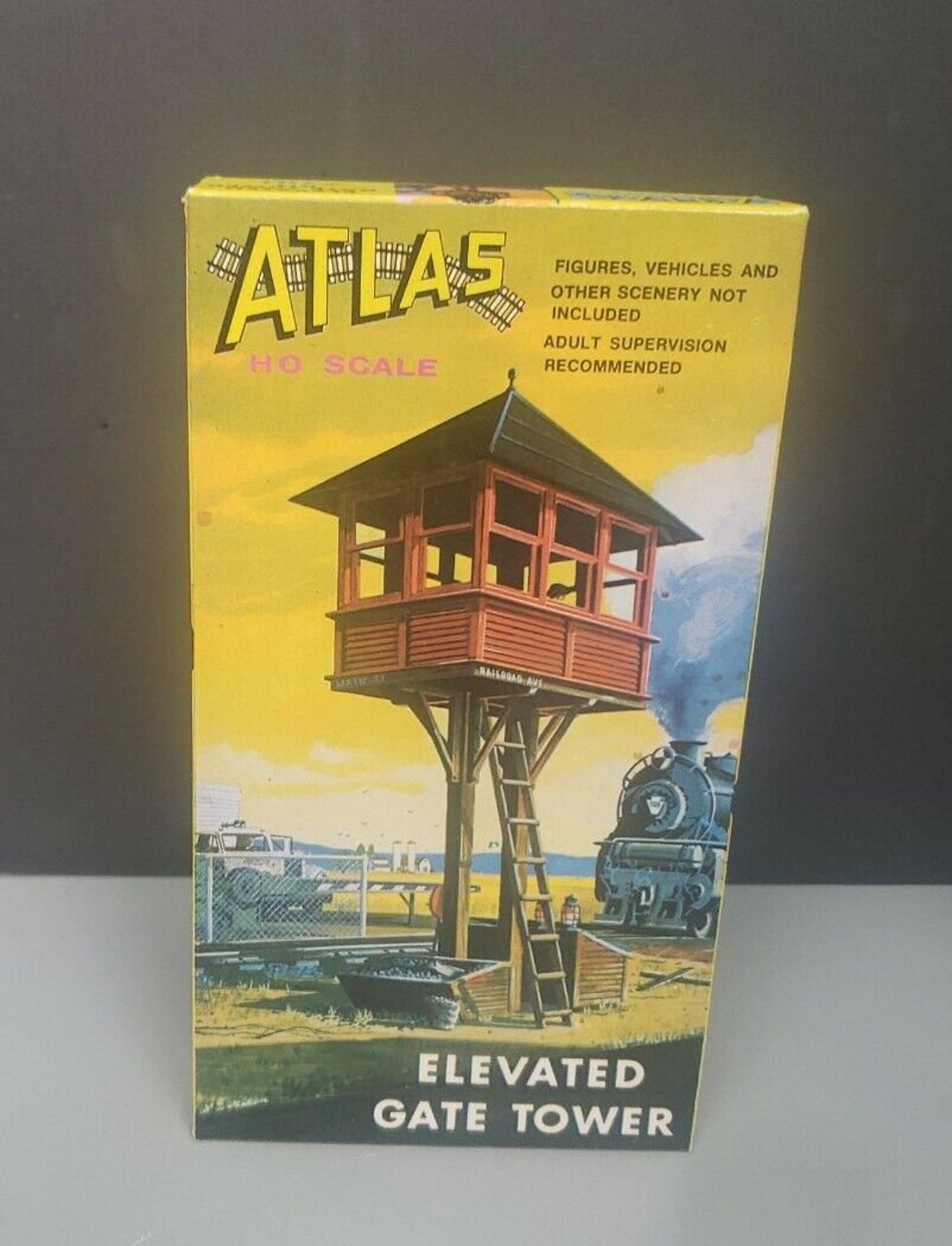 Vintage Atlas Kit 701 HO Elevated Gate Tower Building - NOS New Open ...