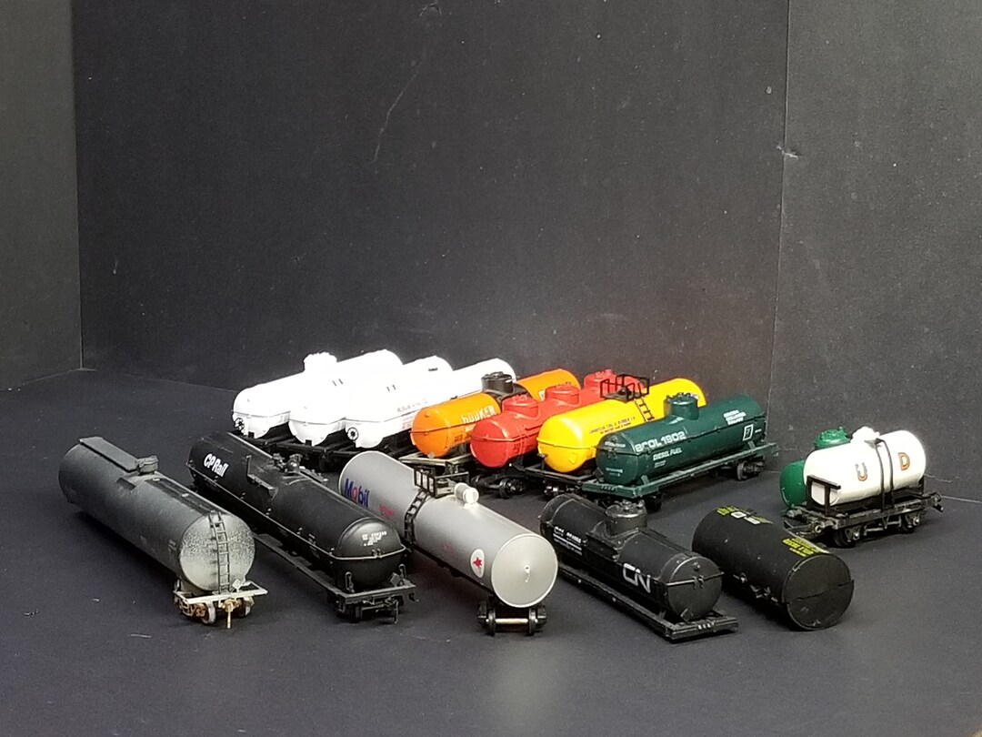 HO Scale Lot of 15 Mixed Brands Tank Cars for Parts - Etsy