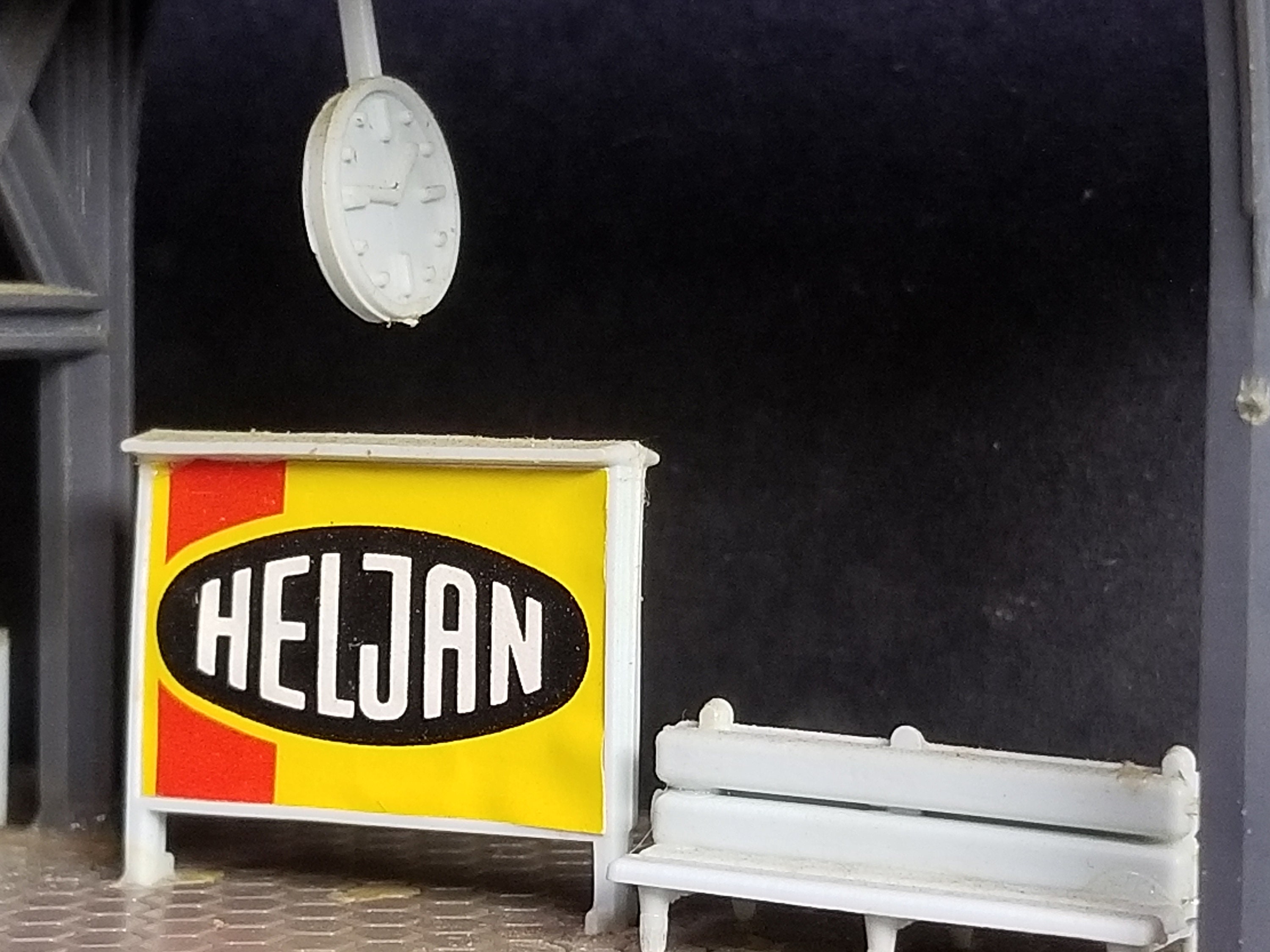 Heljan HO Scale Kirkeby Station With Waiting Area - Etsy