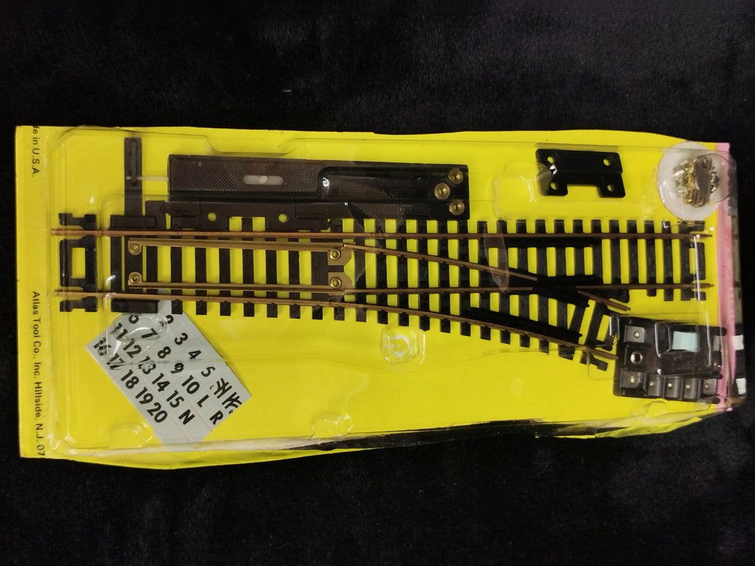 Vintage HO Scale Atlas Snap Switch Right Manual #61-300 New Old Stock ...