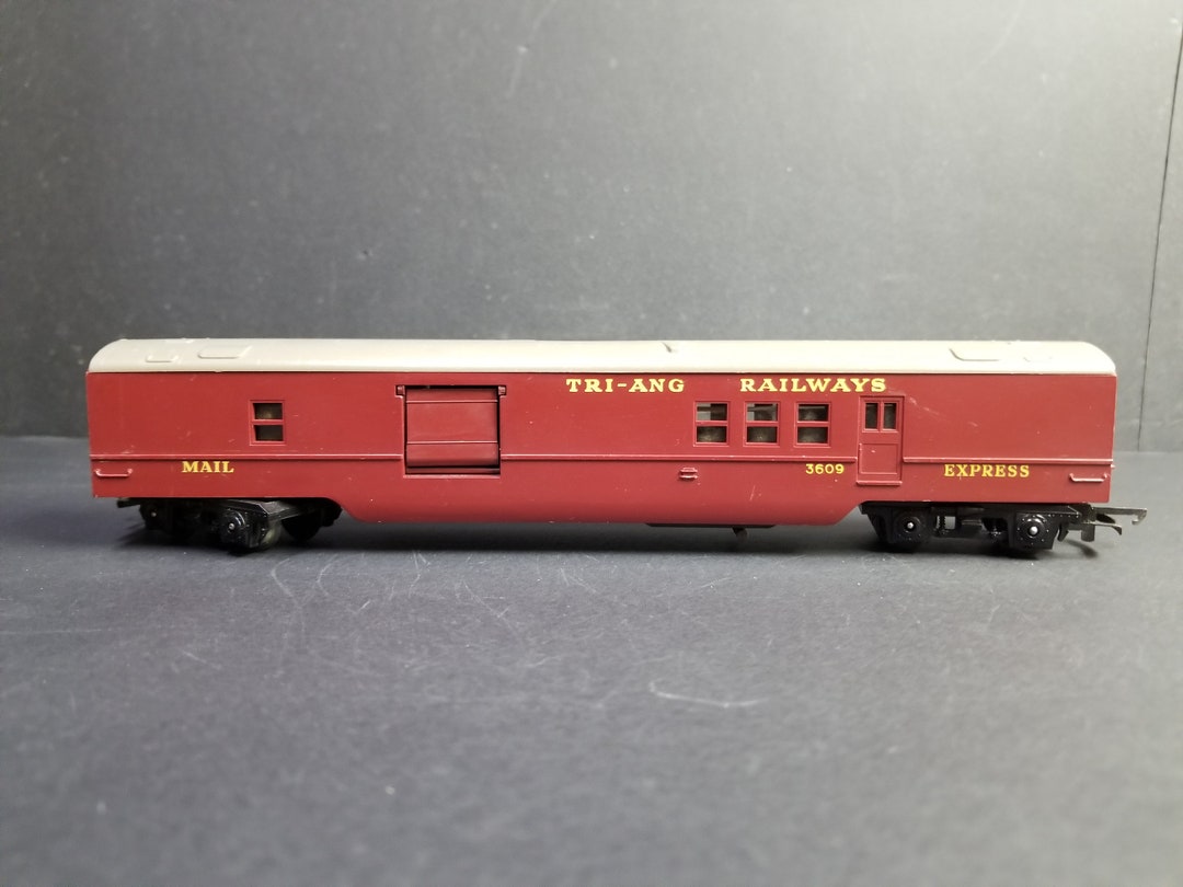 Tri-ang OO/HO Scale Mail Express Coach: Maroon/red Train Car 3609 - Etsy