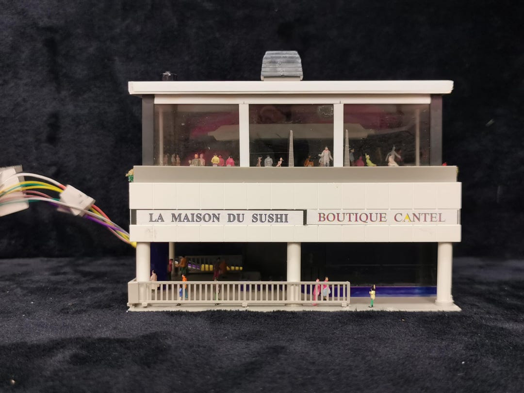 Customized N Scale 2-story Kato Building 6x4x4 Inches Some Repairs ...