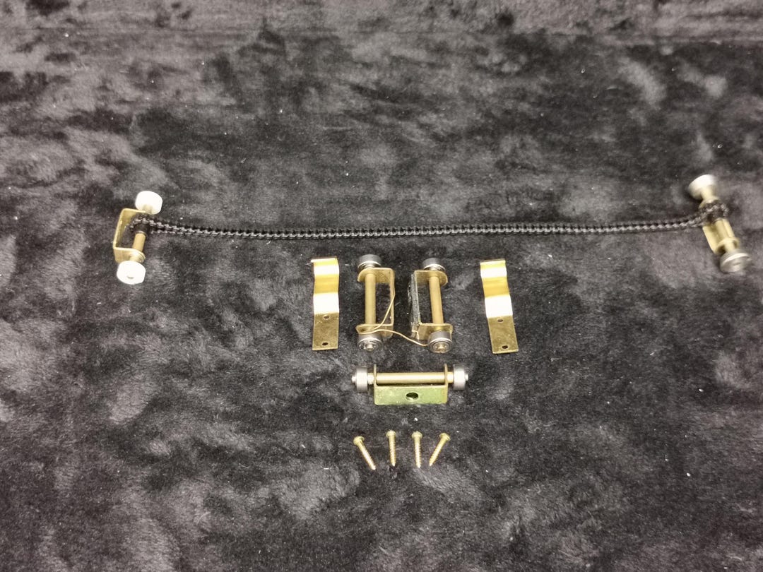 O Scale Conveyor Kit With Plastic Chain and Rollers 10in Long - Etsy