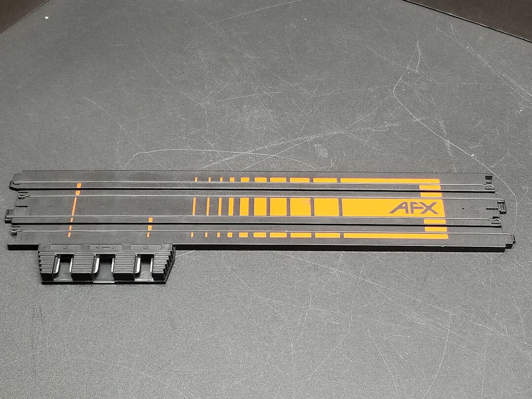 Aurora Tomy HO Scale 1 Piece Slot Car 381MM 15'' Terminal Track #503345 ...