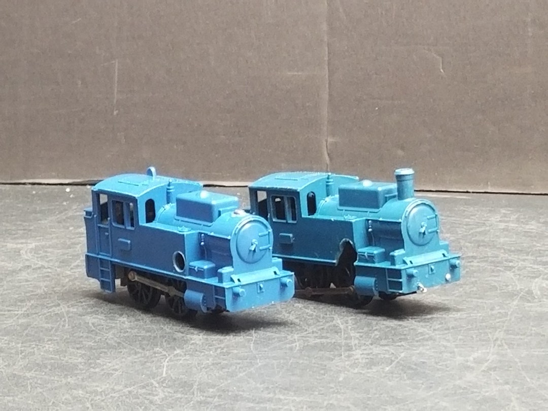 Tri-ang Oo / Ho Scale Lot of 2 Blue Shunter / Loco for Parts - Etsy