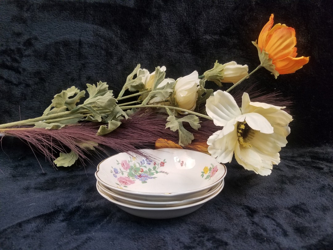 Vintage Pareek Johnson Brothers Flowers Pattern Small Bowls Set of 3 - Etsy